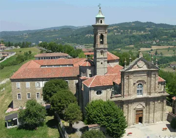 Comune di Murazzano - Vivere Murazzano - Da visitare - IL SANTUARIO